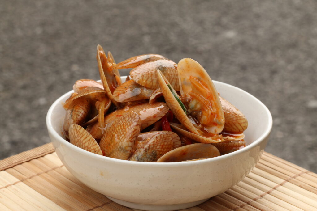 LALA Spicy Chili Clams - Maxim 美心小食馆